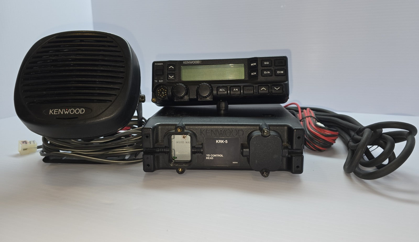 Kenwood TK-790 VHF 148-174 MHz 160 ch MOBILE RADIO W/ REMOTE MOUNT HEA ...